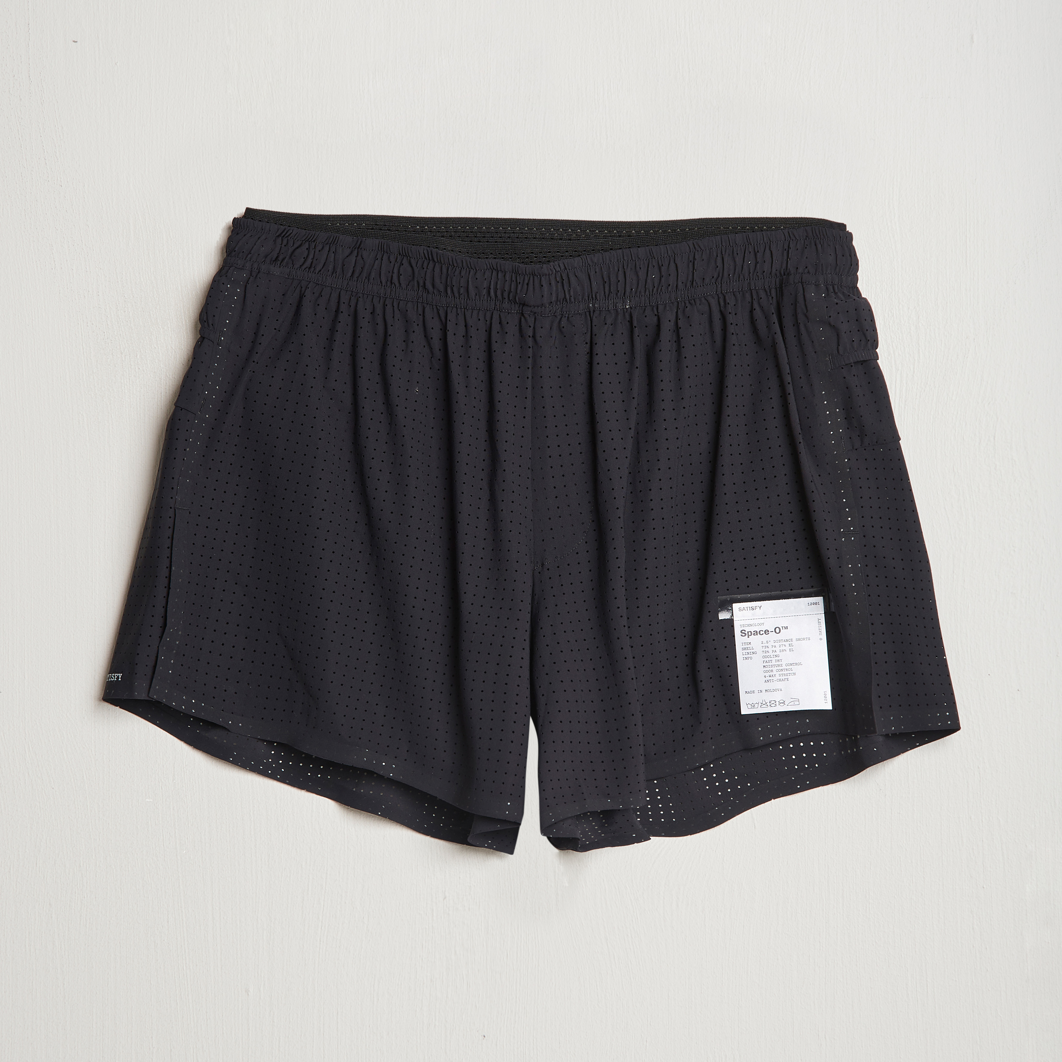 Satisfy Space-O 2.5 Distance Shorts Black at CareOfCarl.com