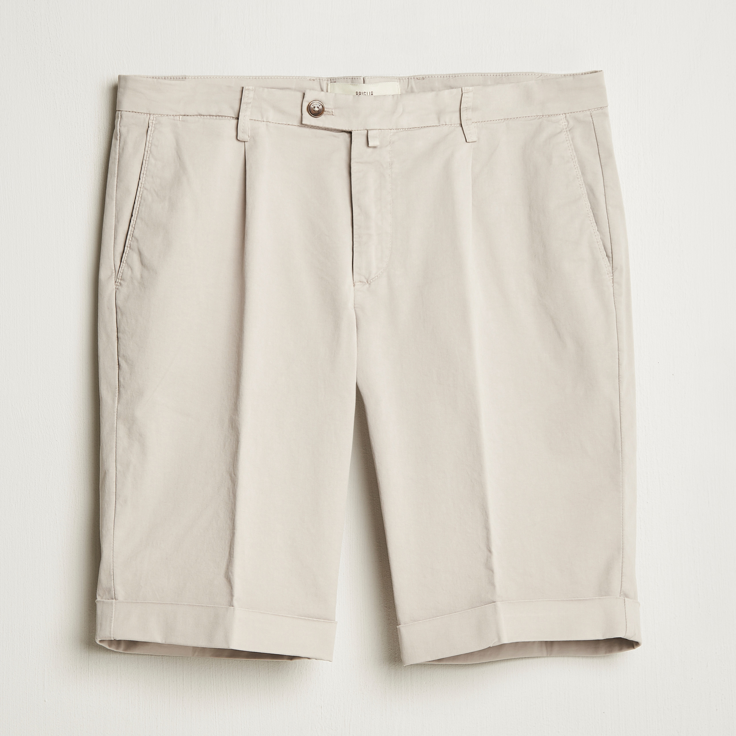 Briglia 1949 Pleated Cotton Shorts Beige at CareOfCarl.com