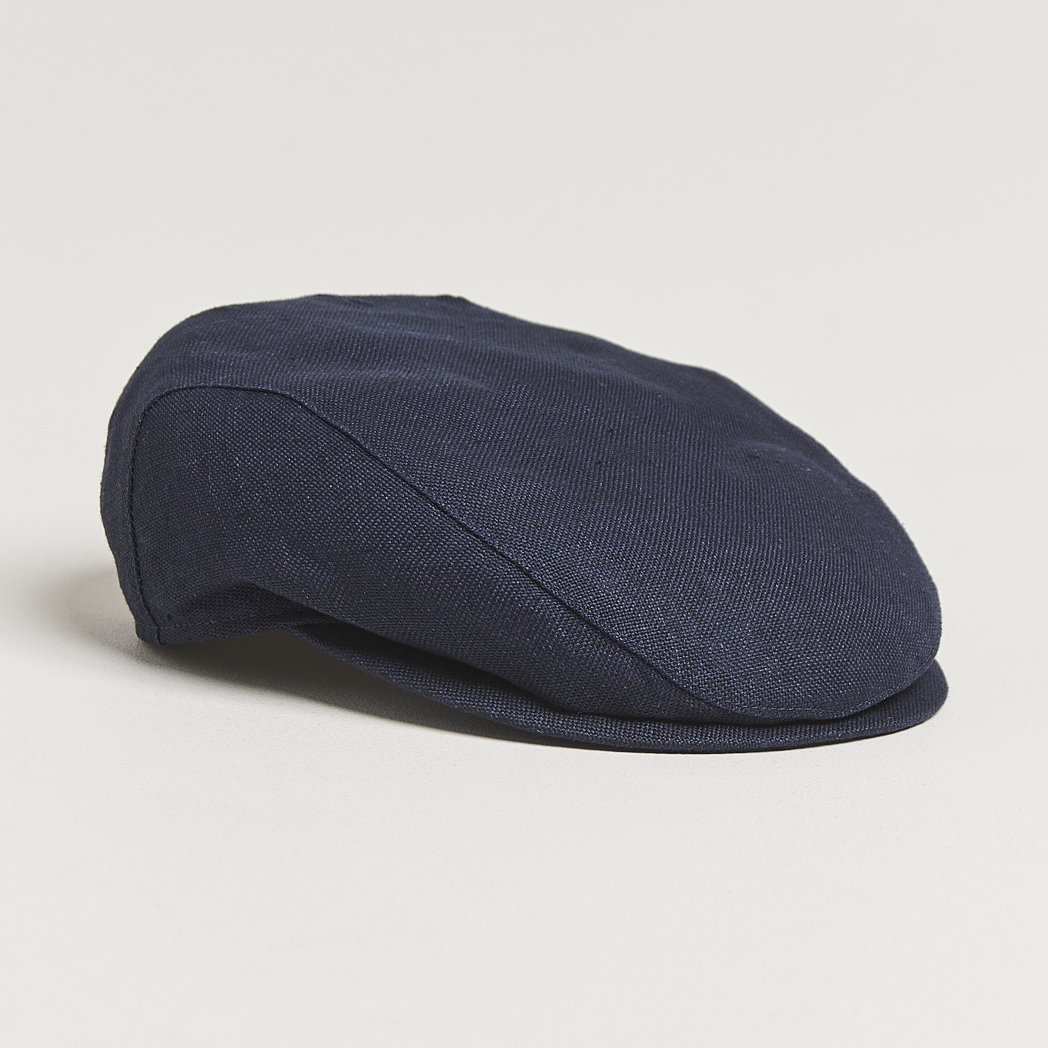 Wigéns Ivy Slim Hopsack Linen Cap Navy at CareOfCarl.com