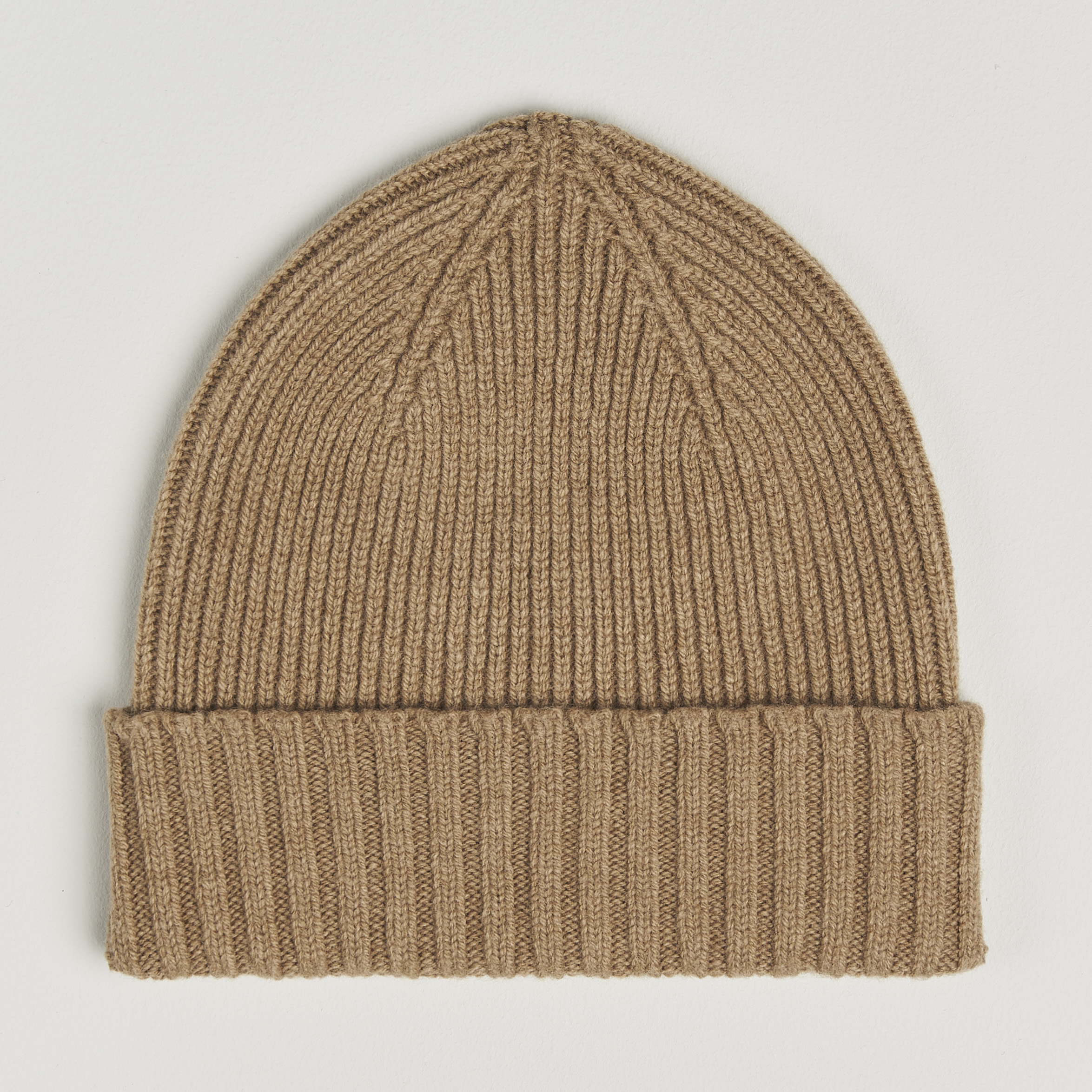Robert Mackie Kingswell Ribbed Wool/Cashmere Beanie Beige at CareOfCarl.com