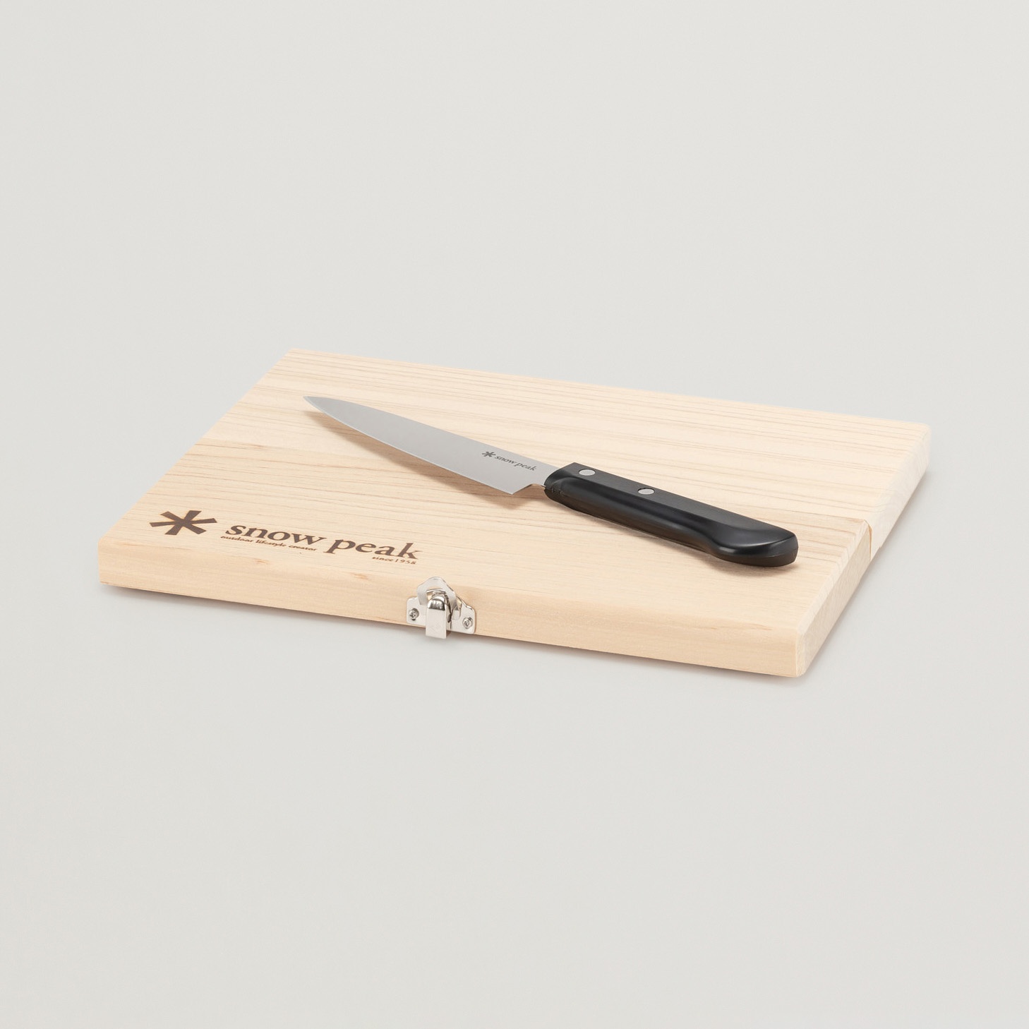 Snow Peak Chopping Board Set Medium at CareOfCarl.com